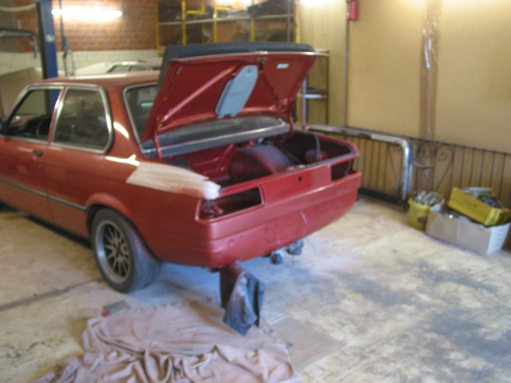 Umbau von Ekki`s 318i mit etwas Restauration - Restaurationen - e21 ...